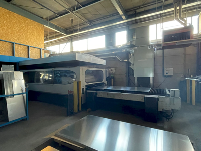 MAZAK HyperGear 510 Laser Cutting machine