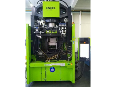ENGEL insert 1350H / 200 with MuCell injection moulding machine