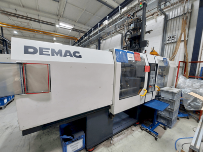 Used Injection moulding machine DEMAG Ergo-Tech 110-310H-120V (2002 ...
