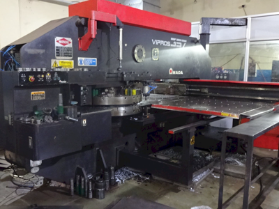 AMADA Vipros 357 | Punzonadora de torreta
