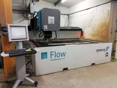 Used Flow Mach3-3020b - Waterjet Cutting Machine