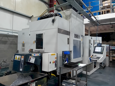 Pre-Owned SPINNER U5-620 Vertical Machining Center