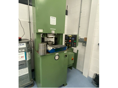 Strangpressen Hone Vector Serie Schleifmaschine